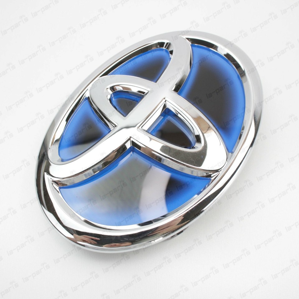 New Genuine OEM Toyota Front Grille Emblem 16-19 Prius 15-18 Avalon ...