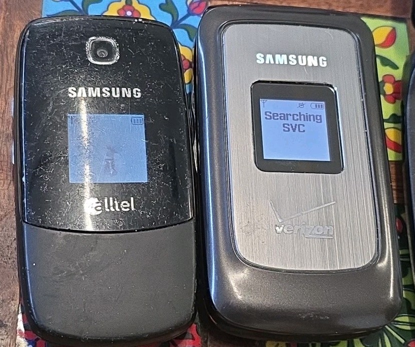 7 Fully Functional Samsung Basic phone lot: Alltel, Verizon, AT&T, Flip ...