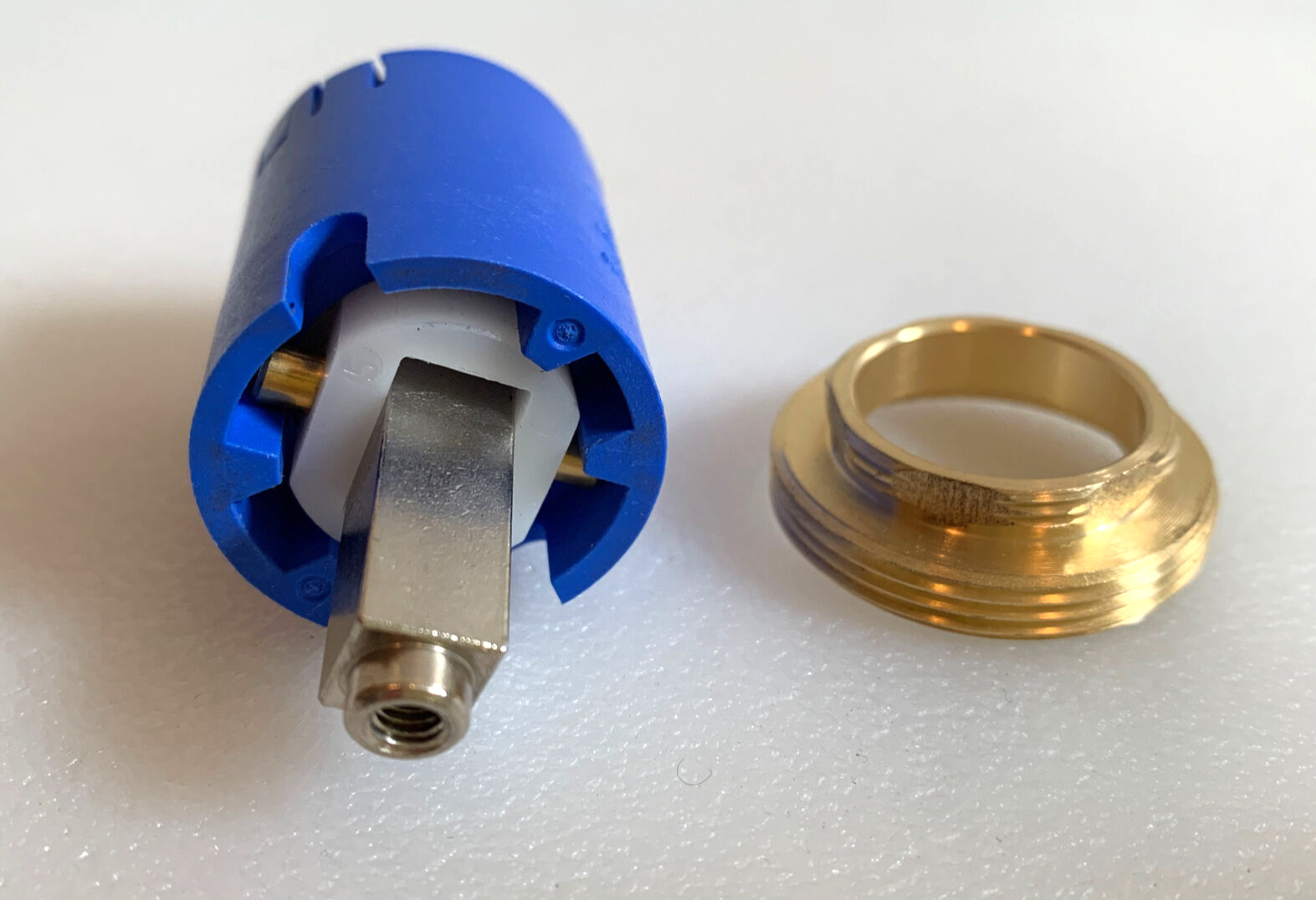 Delta Faucet Single Lever Valve Cartridge & Bonnet Nut RP50265 ...