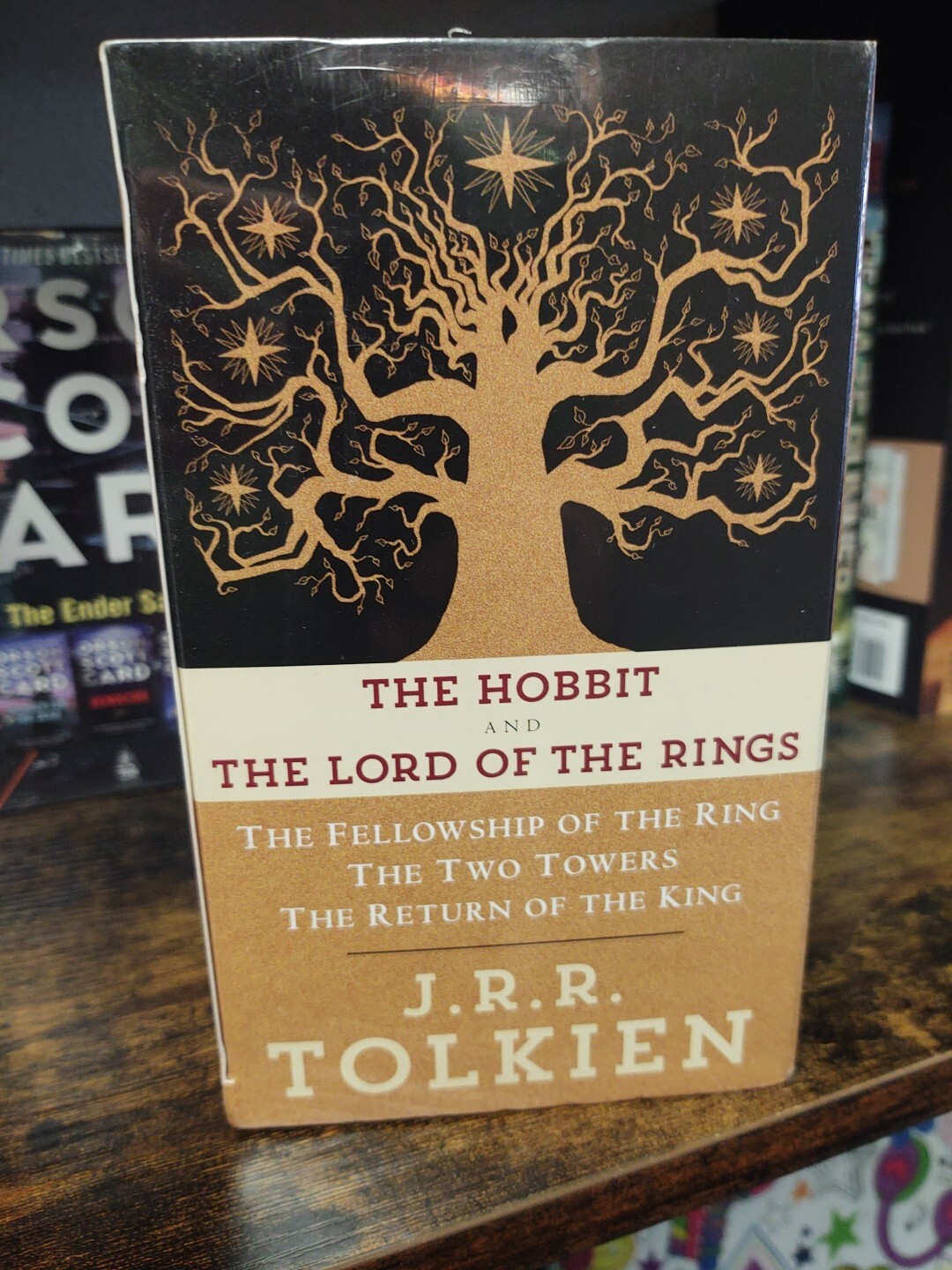 J.R.R. Tolkien 4-Book Boxed Set: the Hobbit and the Lord of the Rings ...