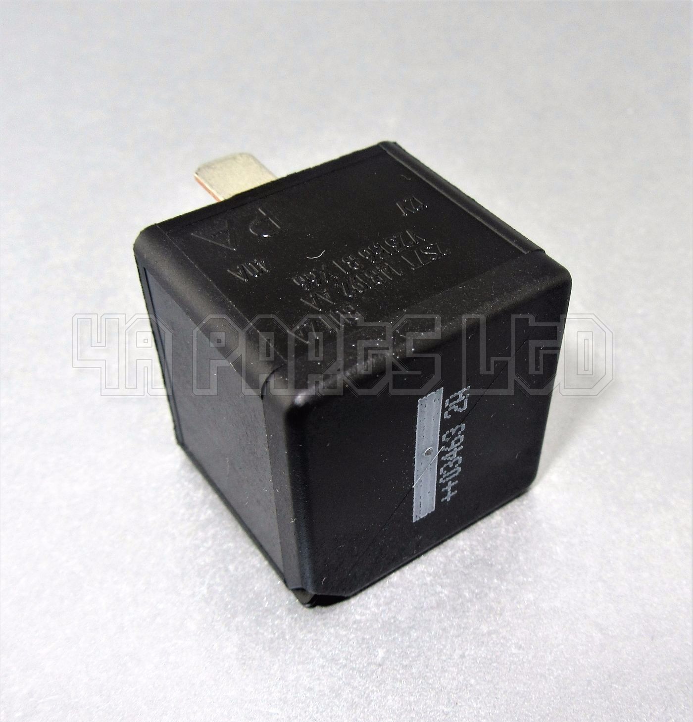Ford Jaguar Land Rover (97-05) Black Relay 2S7T-14B192-AA V23136-B1-X66 ...