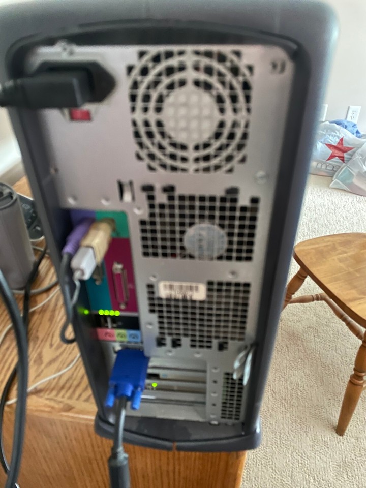 Vintage Dell 4400 Desktop: Pentium 4, Windows-XP, Retro Gaming Computer ...