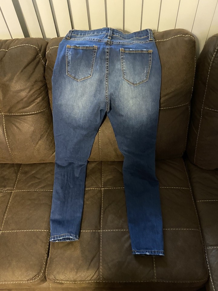 Womens Fashion Nova Ripped Jeans (AAA14) | eBay