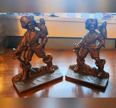Metalware - Pirate Bookends