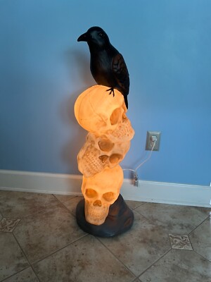 Cracker Barrel Halloween Decoration Skull Stack Raven Blow Mold Light ...