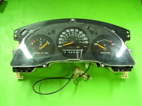 1998 Chevrolet LUMINA Speedometer Instrument Gauges Cluster 136k miles ...