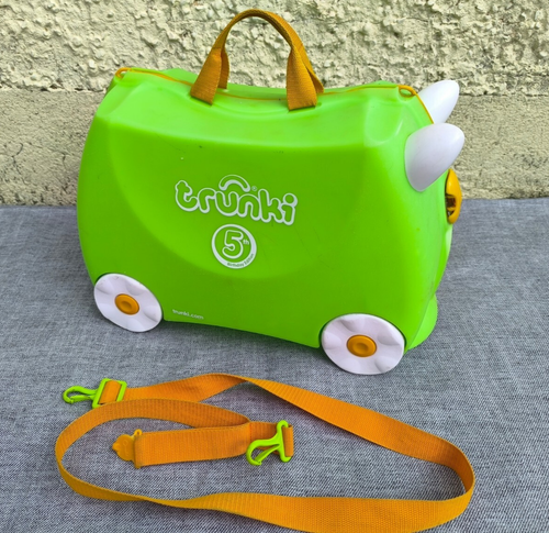 TRUNKI Kids Child Ride On Green Suitcase Pull Along with Strap & Key ...