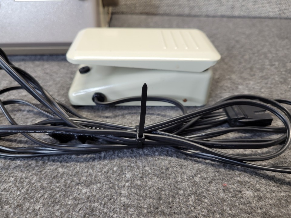 Vtg BERNETTE 234 Overlock Serger Sewing Machine BERNINA Manual Works ...