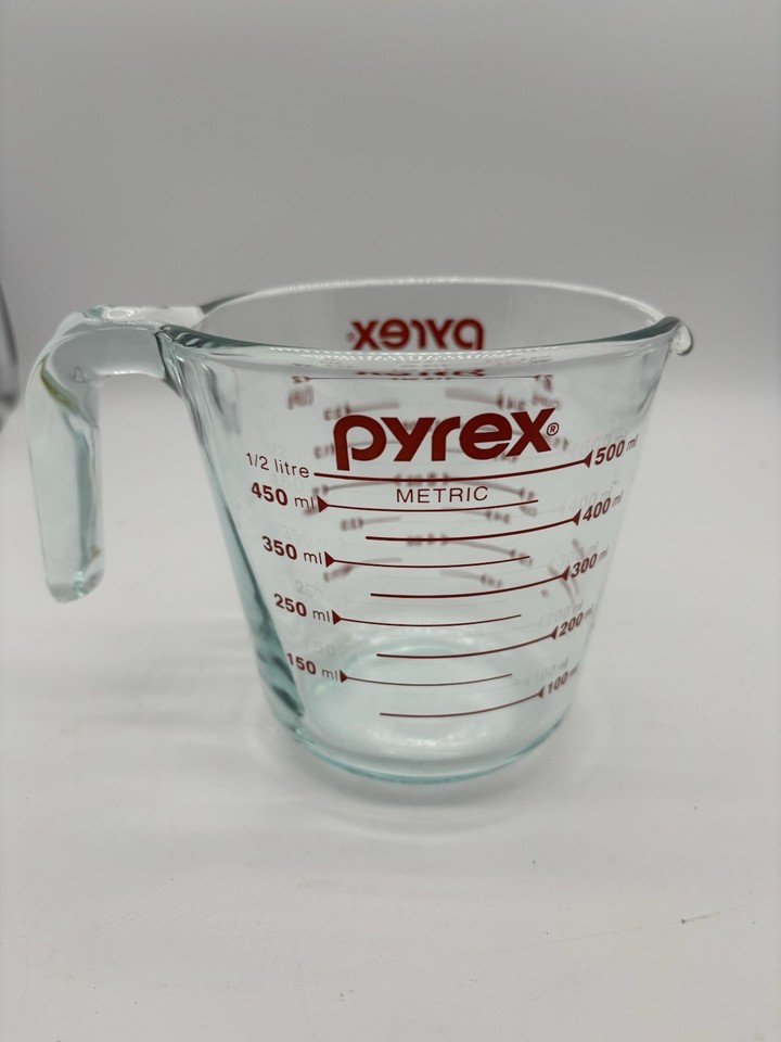 PYREX Glass Measuring Cup Red Lettering Open J Handle 2 Cup Metric Blue ...