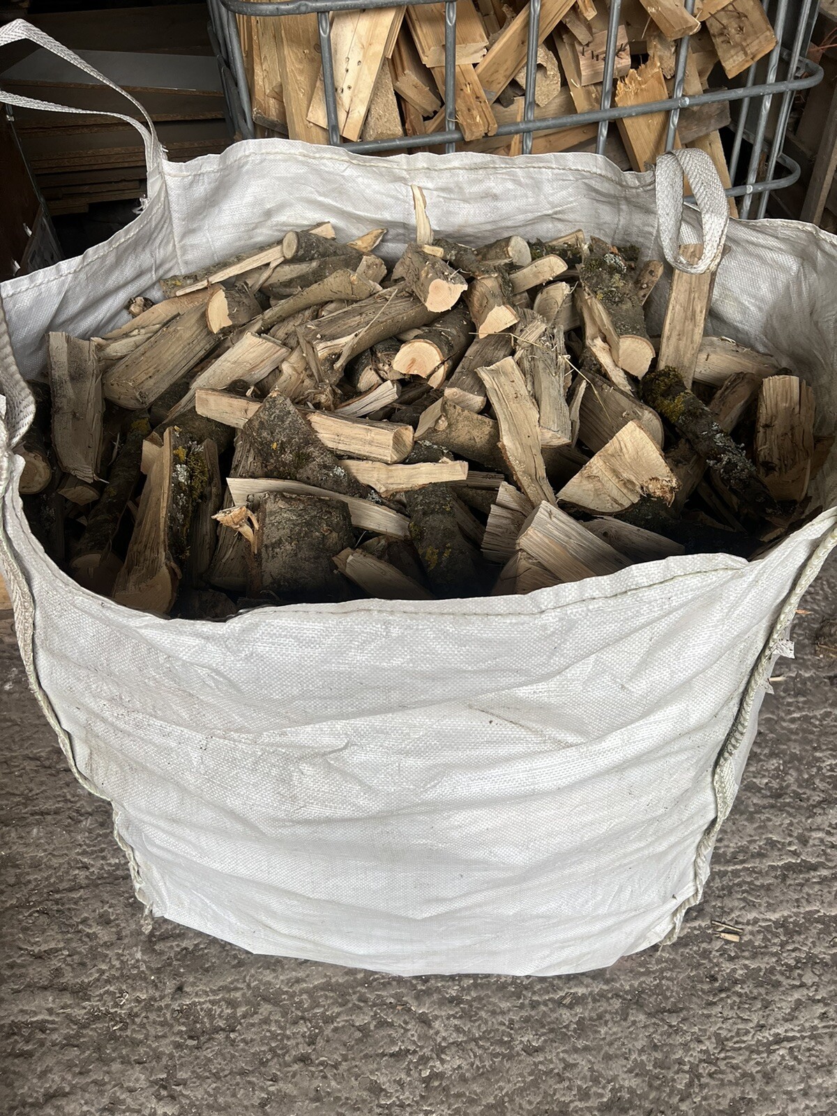 1X Builders Dumpy Bag Of ASH Hardwood DRIED Hard Wood Logs Timber ...