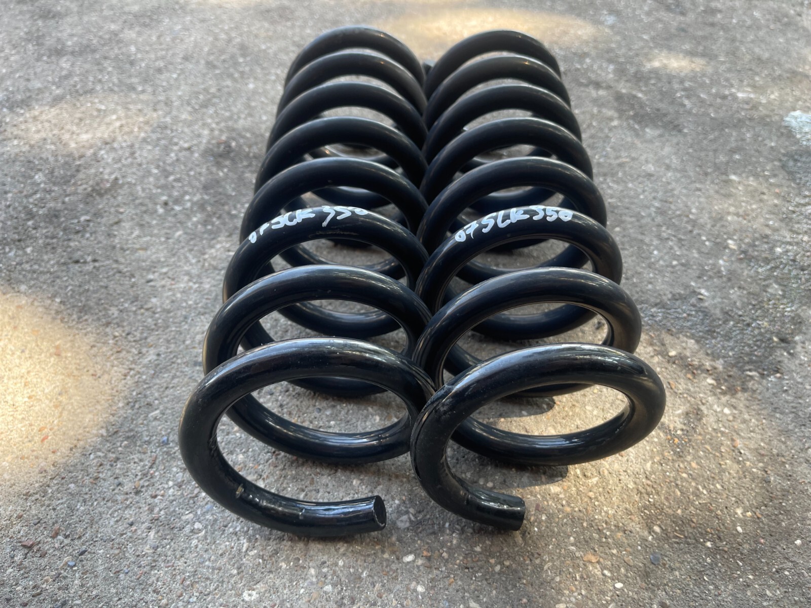 05-11 Mercedes SLK class R171 REAR SUSPENSION RIGHT LEFT COIL SPRING ...