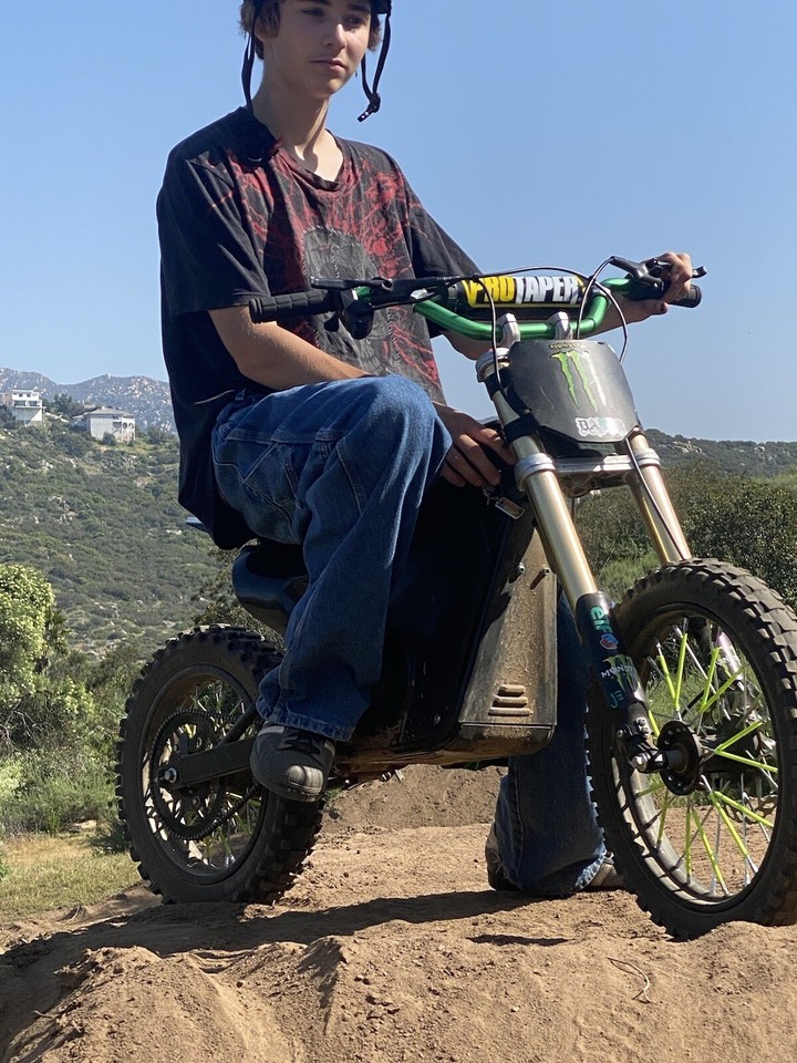 MotoTec 48v 1600w Pro Electric Dirt Bike, certified to UL 2849 ...