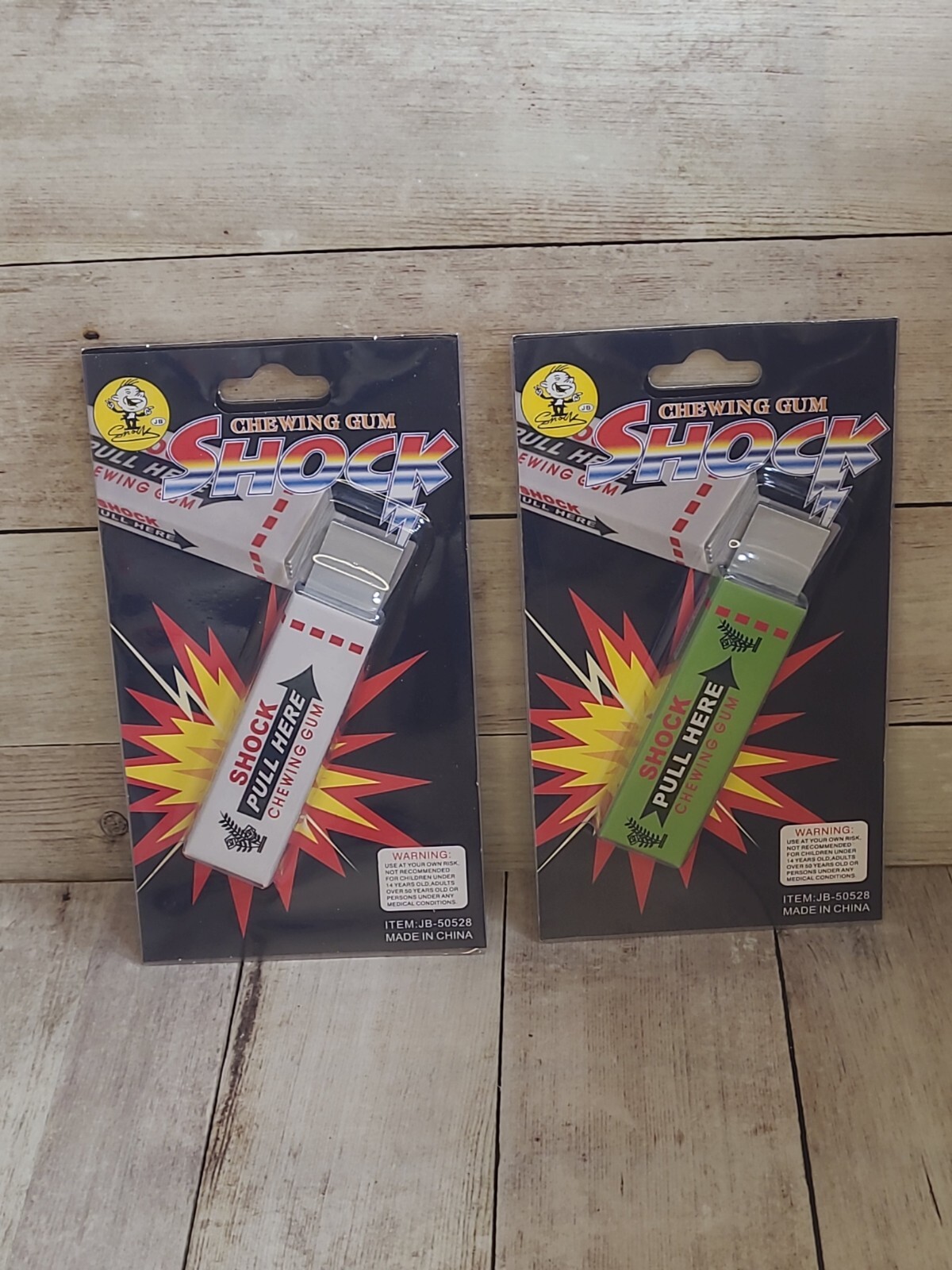 2 SHOCKING CHEWING GUM PACKAGES trick gag shock gag pack funny ...