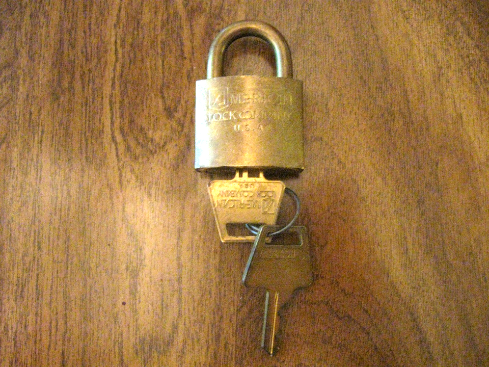 U.S. American Lock Company USA Padlock With Two Keys. | eBay