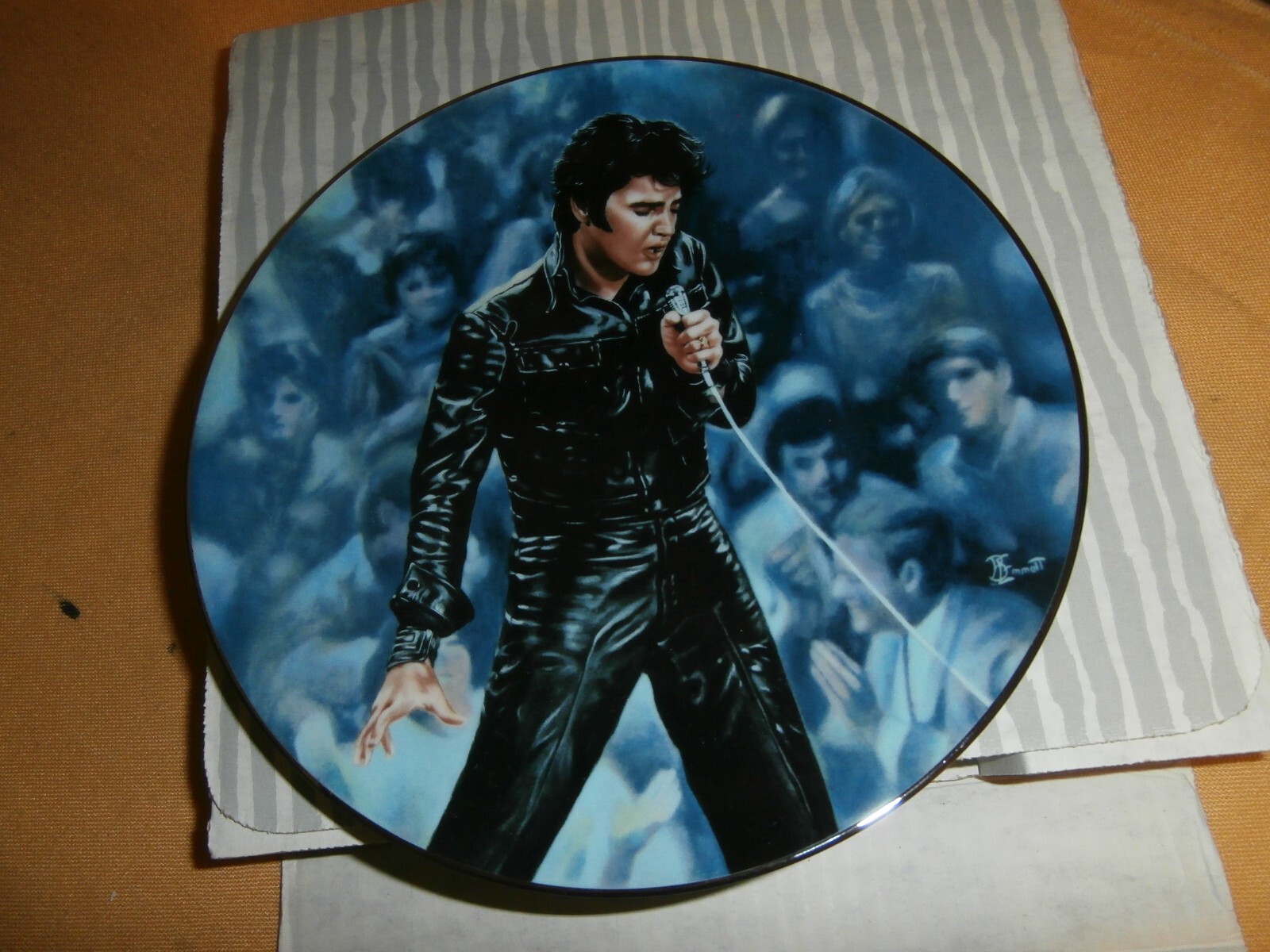 7 Delphi Elvis Presley Collectors Plates Hollywood Tupelo Comeback ...