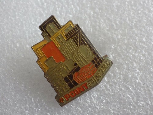 Vintage Collector Pins Collection Advertising Store Point P Lot PG106 ...