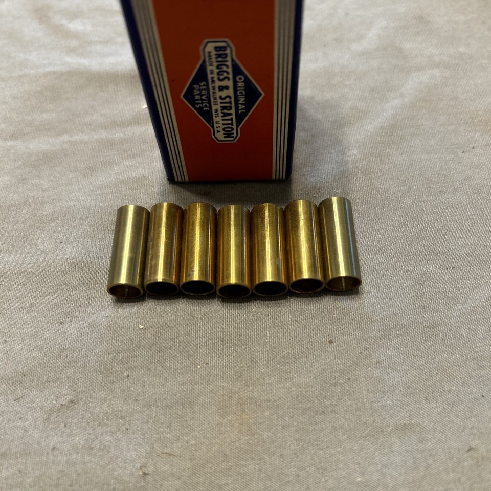GENUINE BRIGGS & STRATTON NOS VALVE GUIDE BUSHING 63709 (LOT OF 7) | eBay