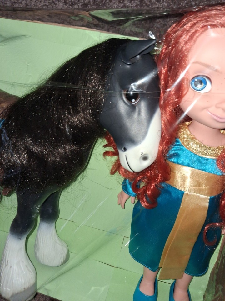 DISNEY STORE BRAVE MERIDA DOLL &ANGUS HORSE ANIMATORS COLLECTION 16 ...