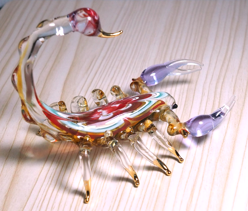 Maroon SCORPION hand blown art glass figure 4.25 inch gold trim Gift ...