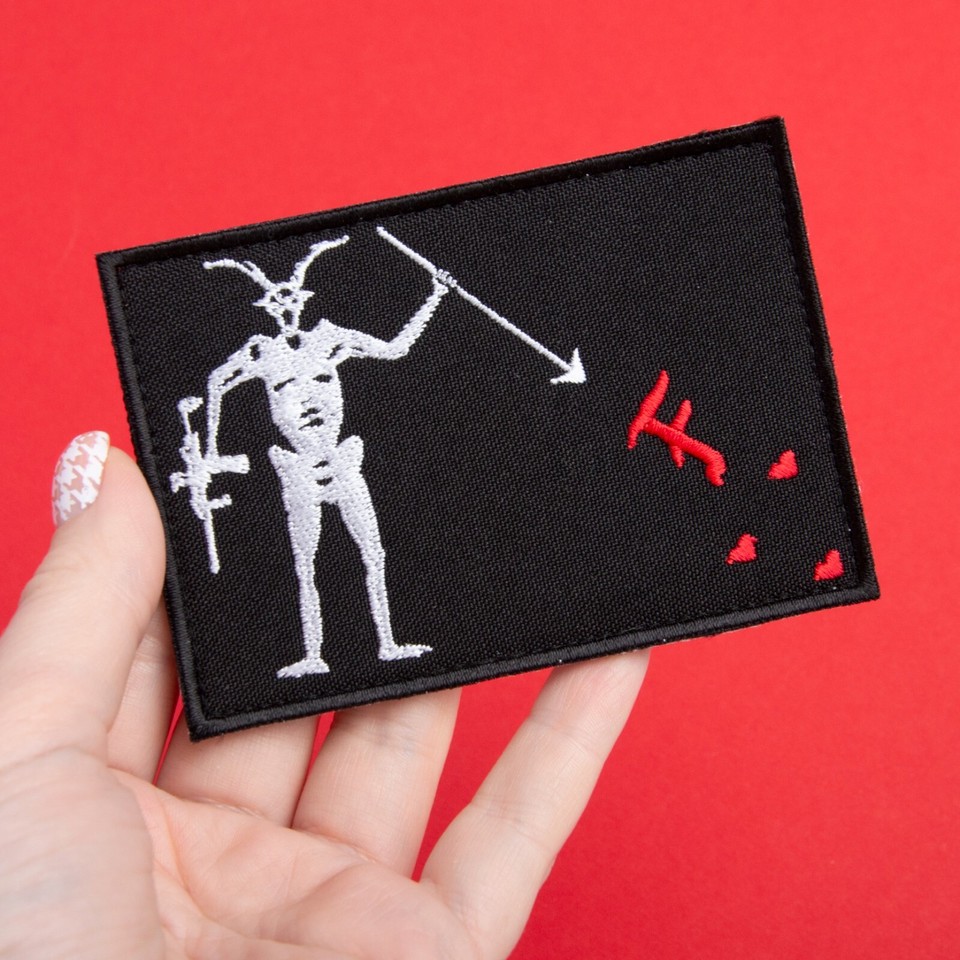 Blackbeard Flag Patch Set – 2pcs, Embroidered Patches 7x10 cm | eBay