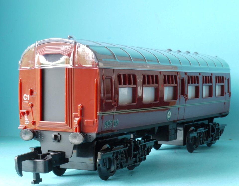 HORNBY R1268 HARRY POTTER HOGWARTS EXPRESS COACHES x 2 from 711960 ...