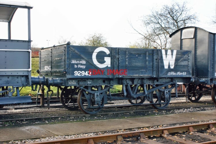 PHOTO GWR 'CLAY' 5-PLANK UNFITTED 12 TON CHINA CLAY WAGON NO 92943 ...
