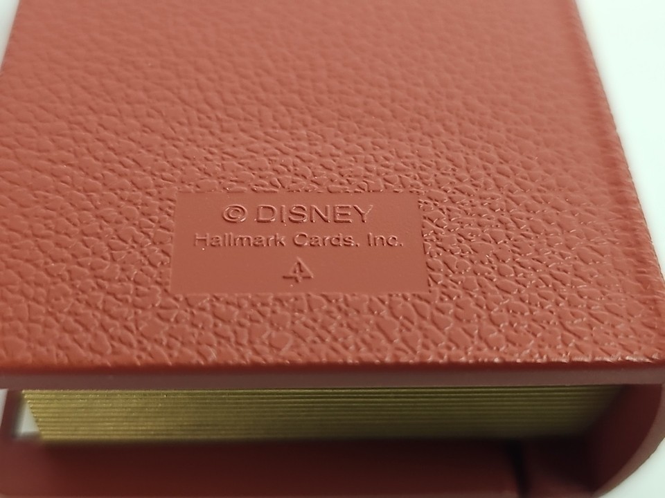 Hallmark Keepsake Ornament - Winnie the Pooh - Tracking the Jagular ...