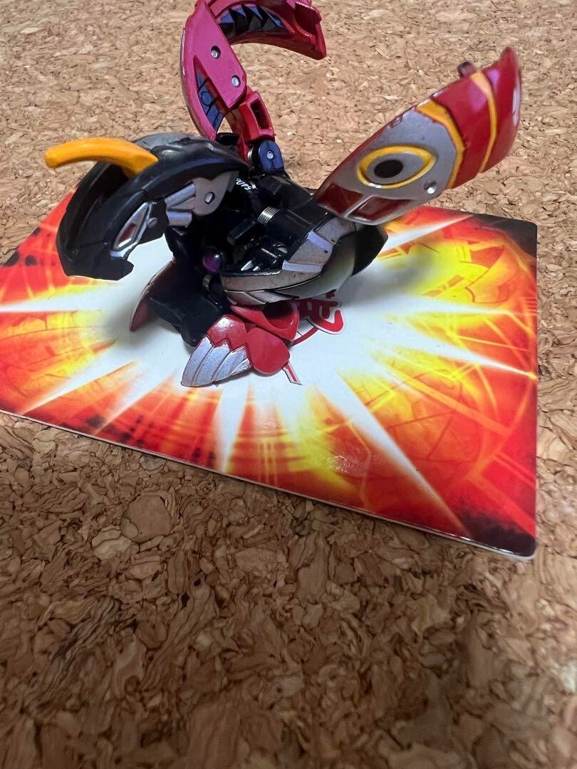 Bakugan Helios Mk2 Genuine Bakugan Model Transformation Toy MK2