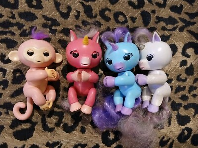 Lot Of 4 Fingerlings Interactive Monkey And Unicorns Preowned Condition ...