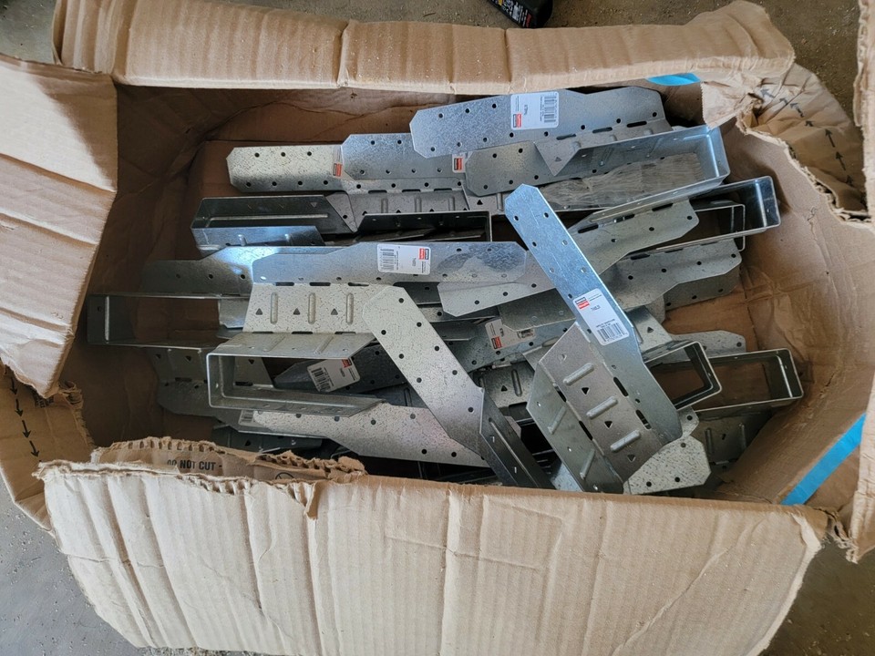 Simpson THASL Galvanized Adjustable Truss Hanger for 2X9, Skewed Left ...