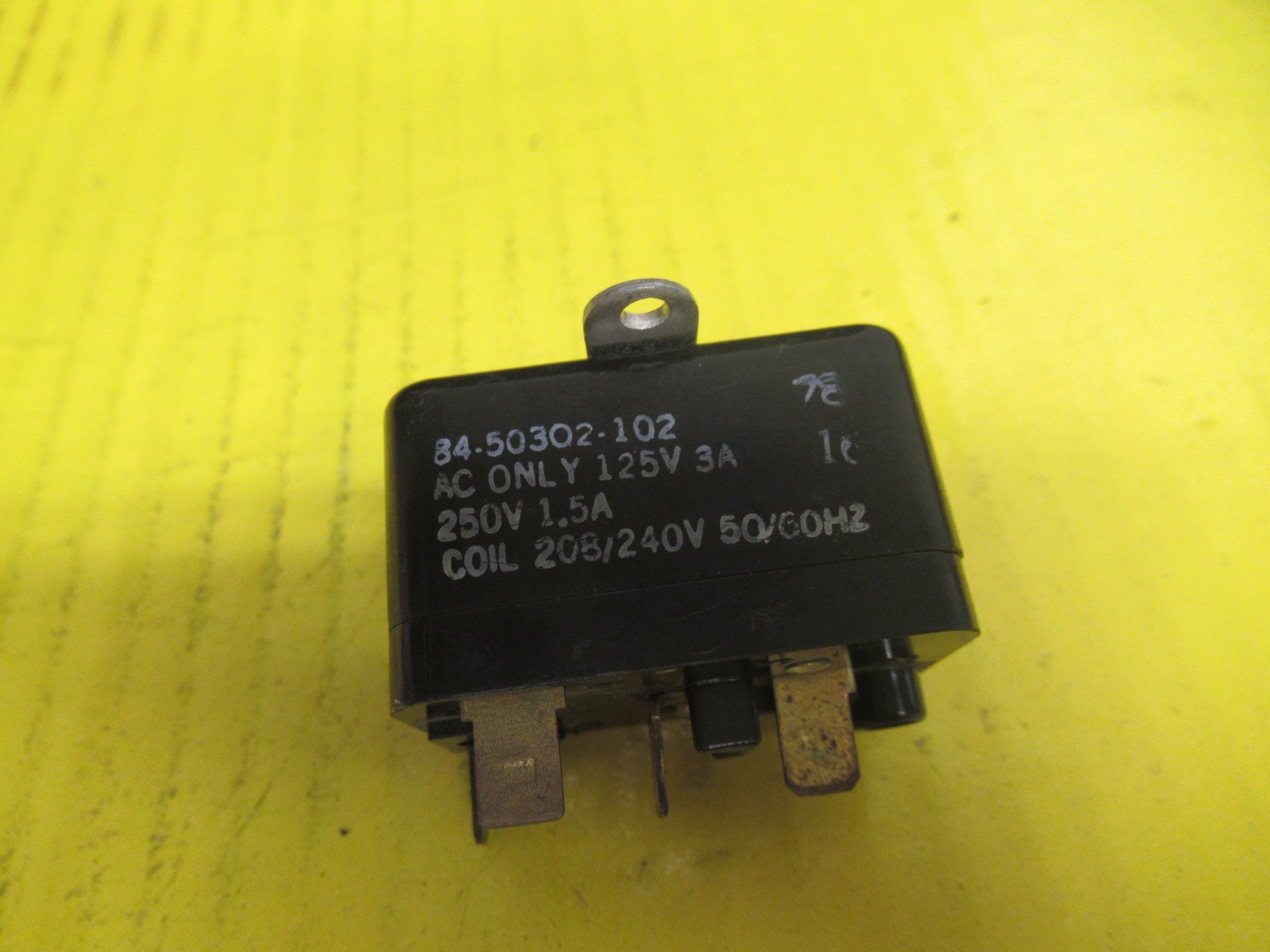 NEW ESSEX RBM RELAY 84-50302-102 8450302102 1.5A A AMP 250V 208/240V ...