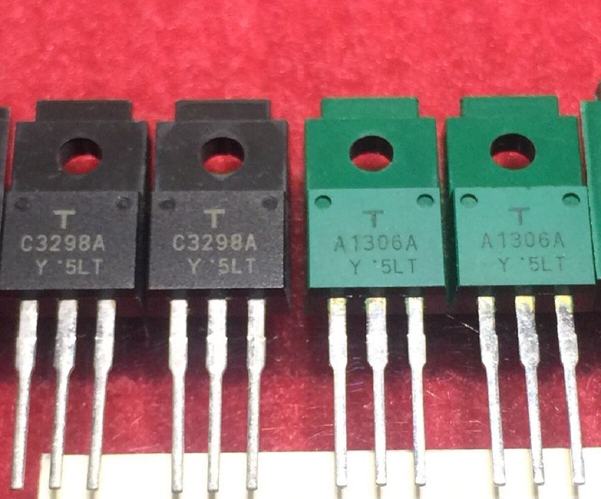 4 X MATCHED EARLY TOSHIBA 2SA1306 2SA1306A 2SC3298 2SC3298A FOR AUDIO ...