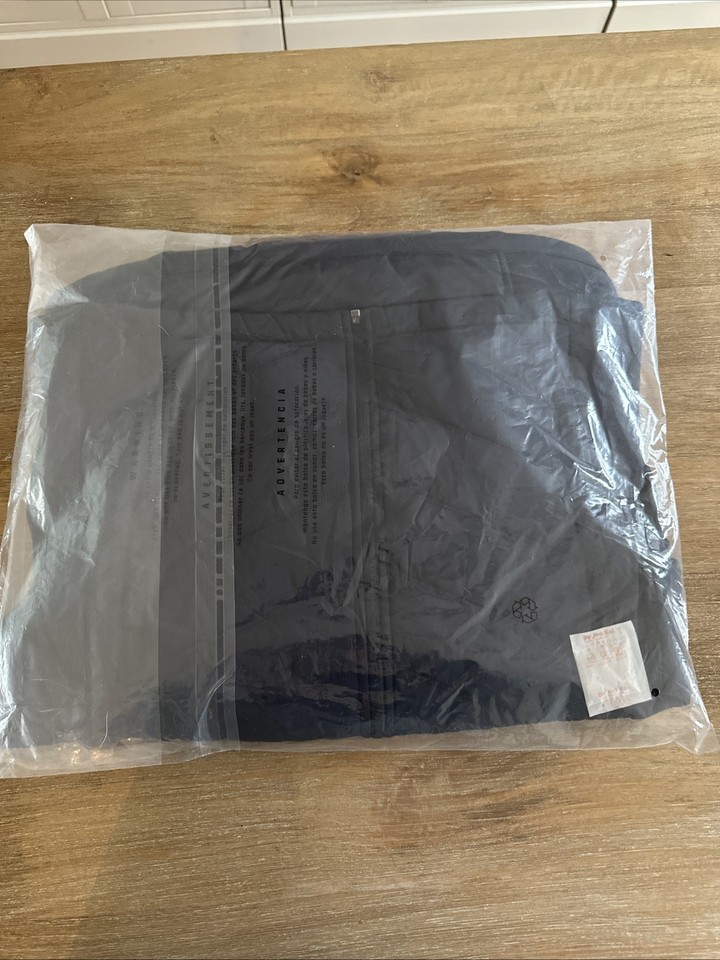 Castor Red Bull F1 Racing Jacket Hybrid Shell Full Zip Size L New NWT ...