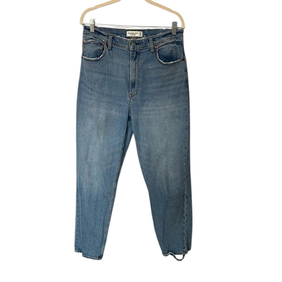 Abercrombie Ultra High Rise Ankle Straight Women’s Jean Retail $90 Size ...