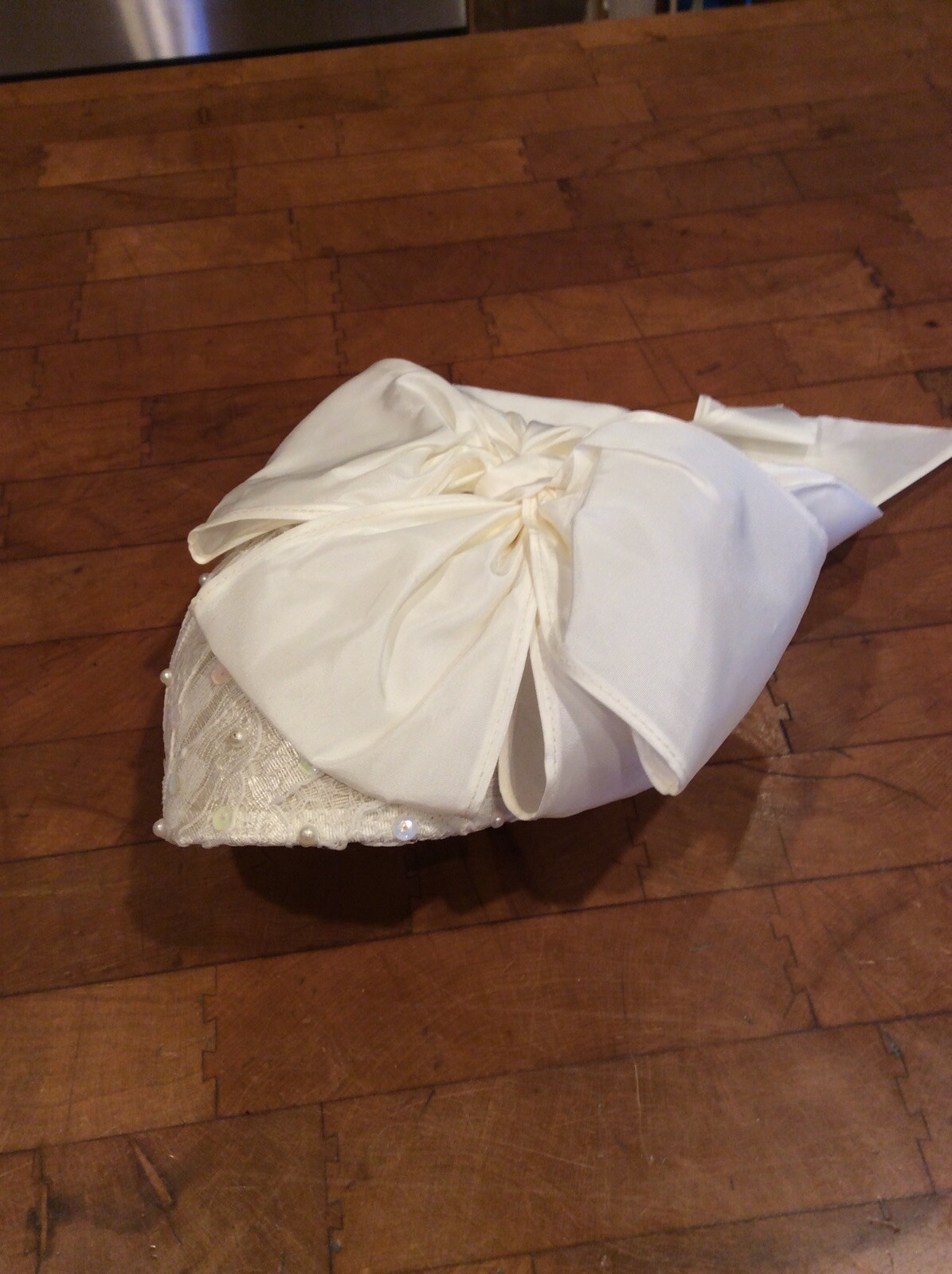 Off White Whittall and Shon Women's Wedding Veil Hat Pearls Sequins Bow ...