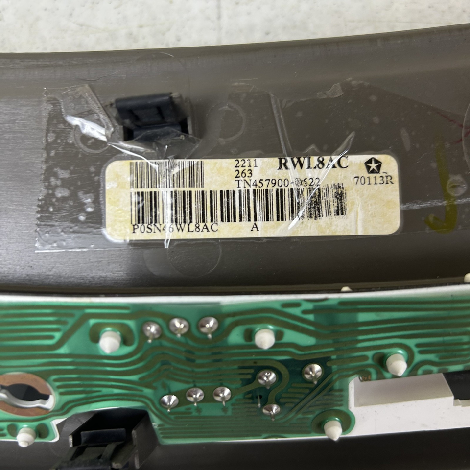 🔥2001-07 TOWN & COUNTRY CARAVAN DASH Message Center NO CRACKS RWL8AC TAUPE | eBay