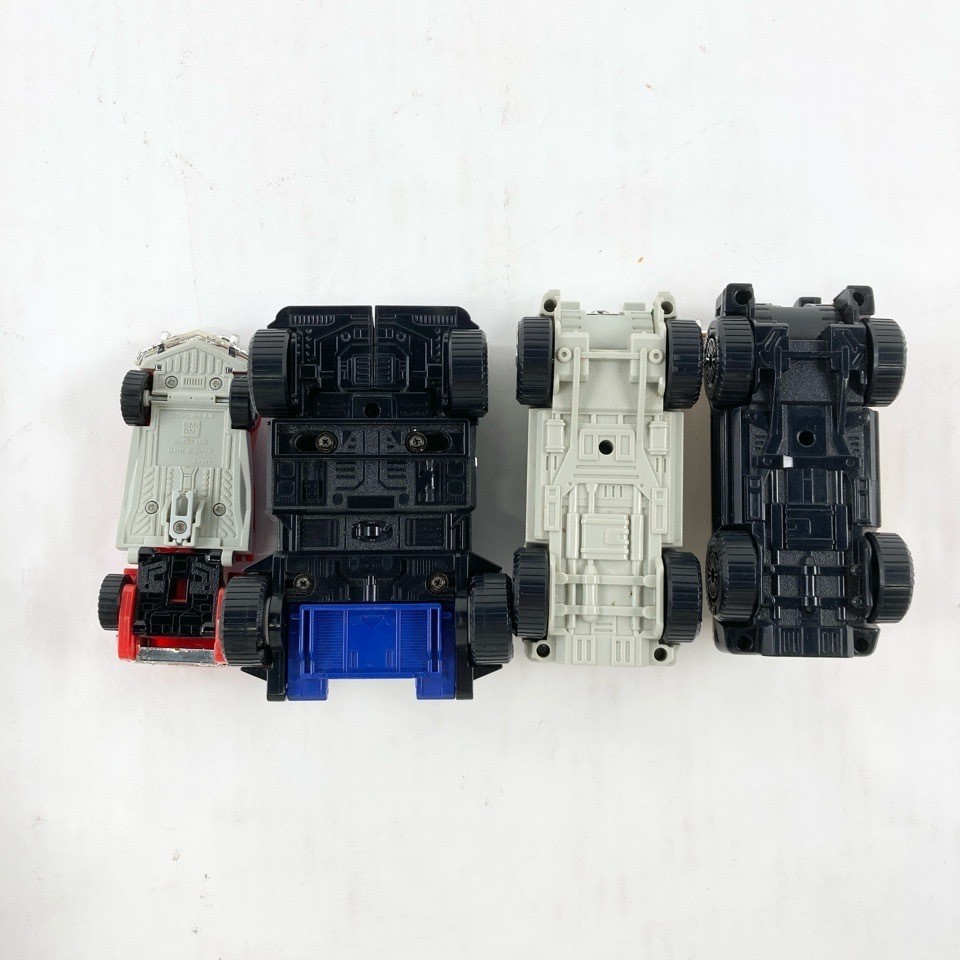 Gekisou Sentai Car Ranger DX RV Robo BANDAI Power Rangers Megazord ...