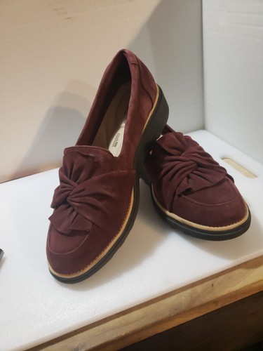 CLARKS Collection Soft Cushion Burgundy Maroon Suede Shoes Sz 8.0 / 39. ...