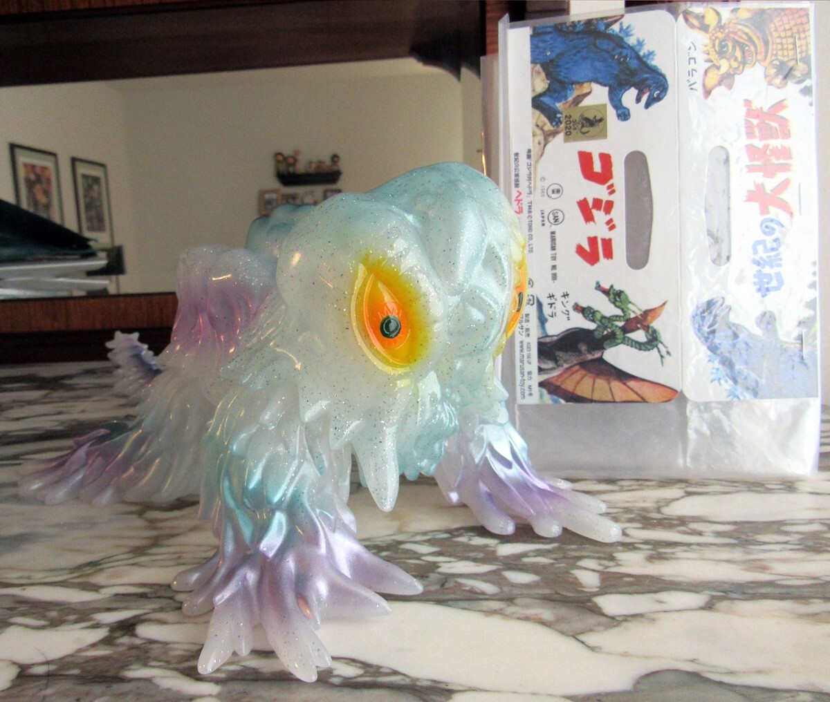 Marusan HEDORAH 450 GIANT 'Crawling Version' White Glitter Ex - Sofubi GODZILLA | Fabricating ...