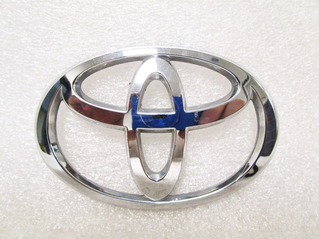 TOYOTA EMBLEM CHROME BADGE OEM USED 4.5" | eBay
