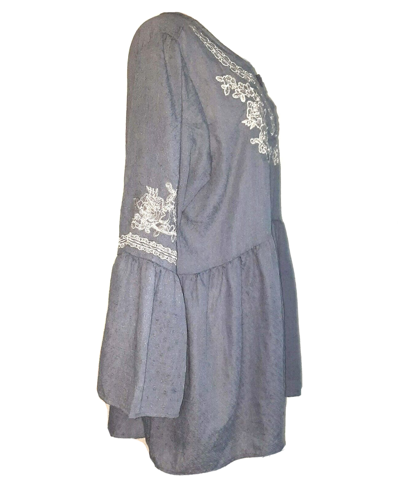 women plus: INDIGO SOUL Embroidery Bell Sleeve Top - Size 2 XL *NEW* | eBay