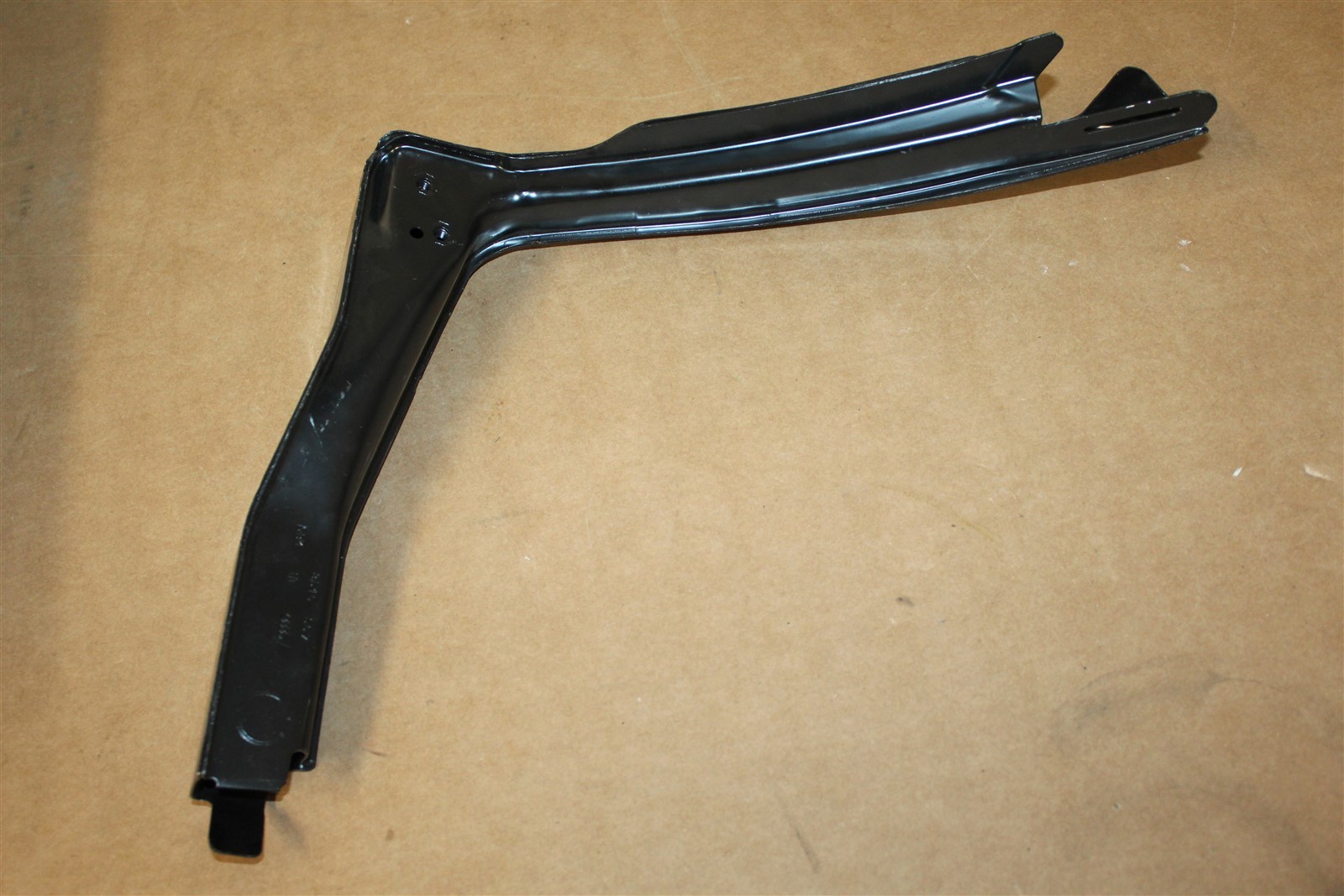 Audi A6 RS6 Right Front Headlamp mounting 4F0805606C New Genuine Audi ...