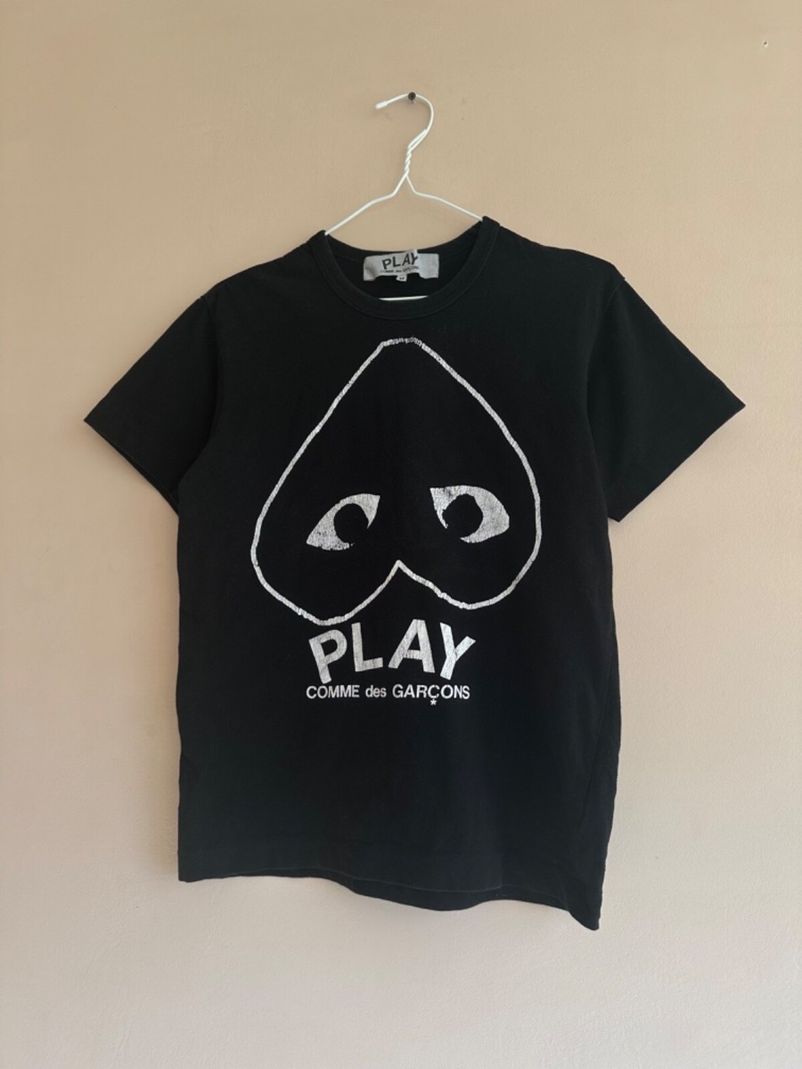 Comme des Garçons PLAY White on Black Heart Logo Made Japan Comme des Garçons PLAY White on Black Heart Logo Made Japan