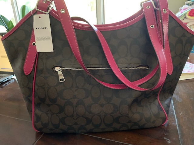 Coach (CM076) Meadow Brown Violet Signature Coated Canvas Shoulder Tote ...