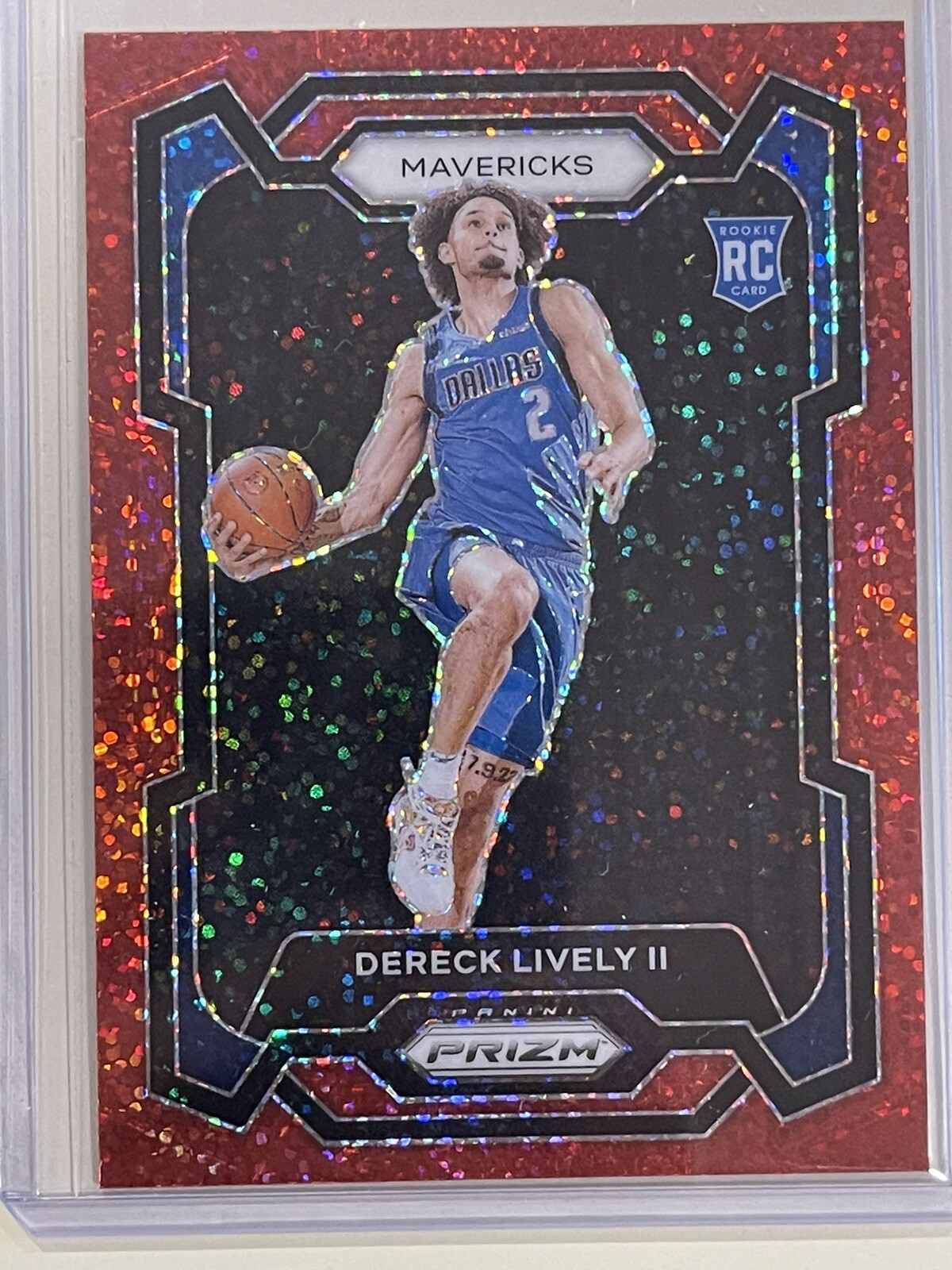 🔥2023-24 Panini Prizm Derek Lively II Red Sparkle SSP Rookie Mavericks ...