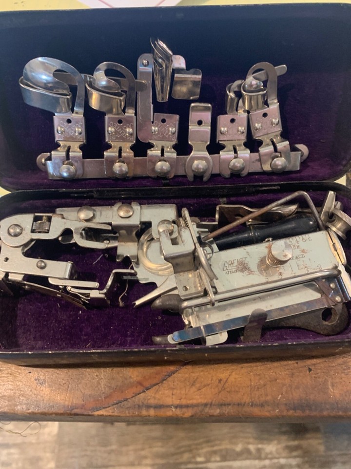 AG Mason Manufacturing Rotary Sewing Machine Vintage Treadle FR 7039115 ...