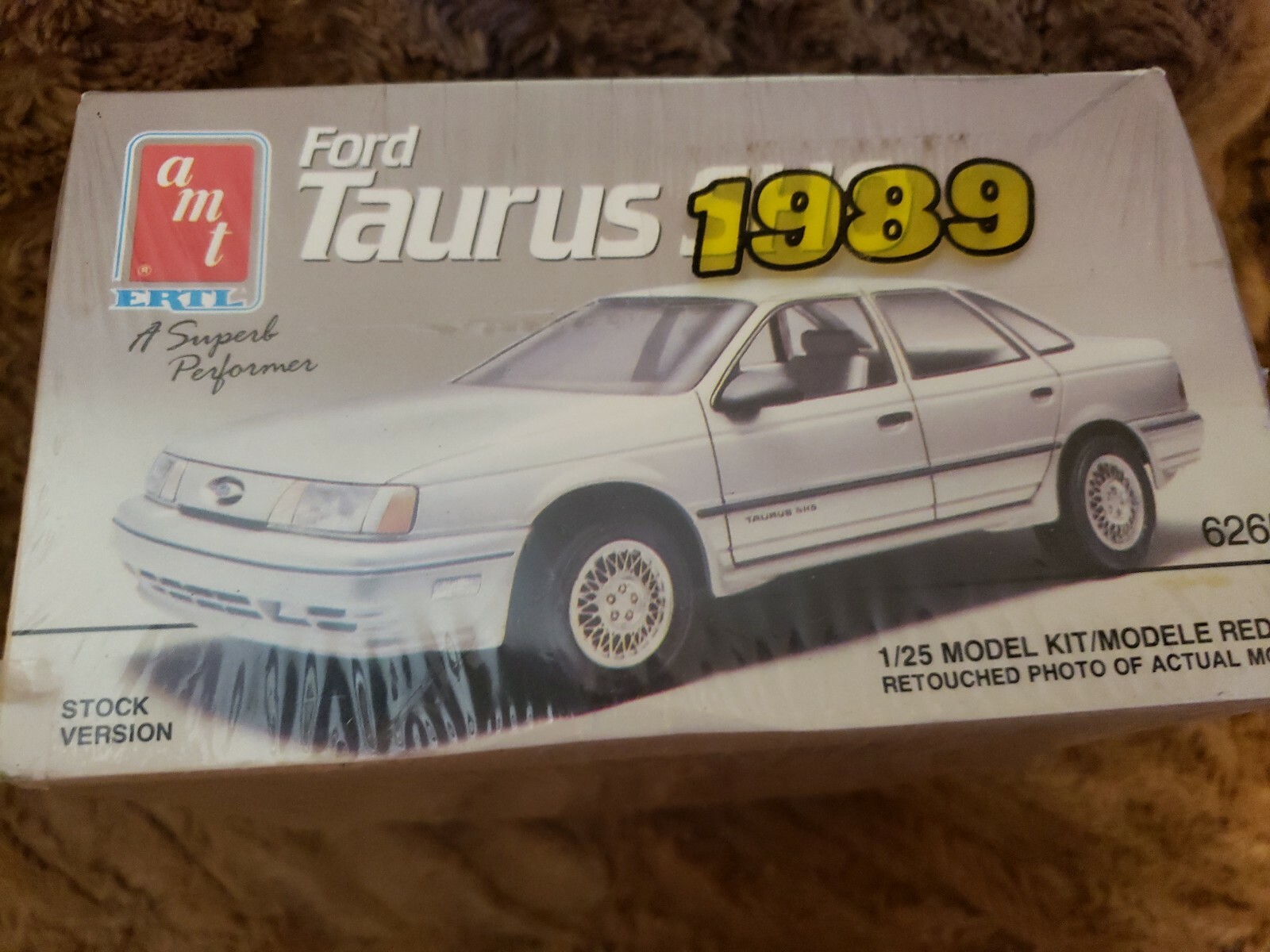 NEW SEALED 1988 AMT FORD TAURUS SHO 1:25 SCALE MODEL KIT Vintage Retro ...