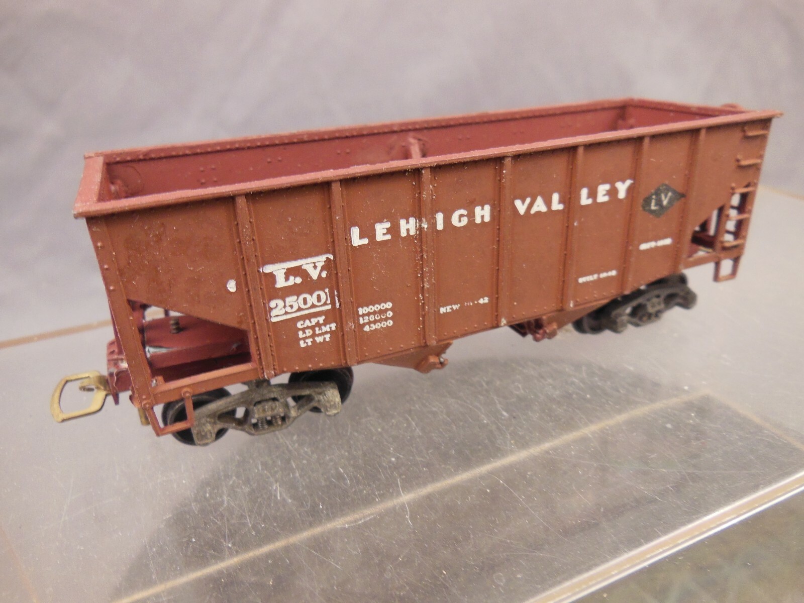 VINTAGE HO SCALE LEHIGH VALLEY 2-BAY HOPPER (METAL) CRAFTSMAN KIT BUILT ...