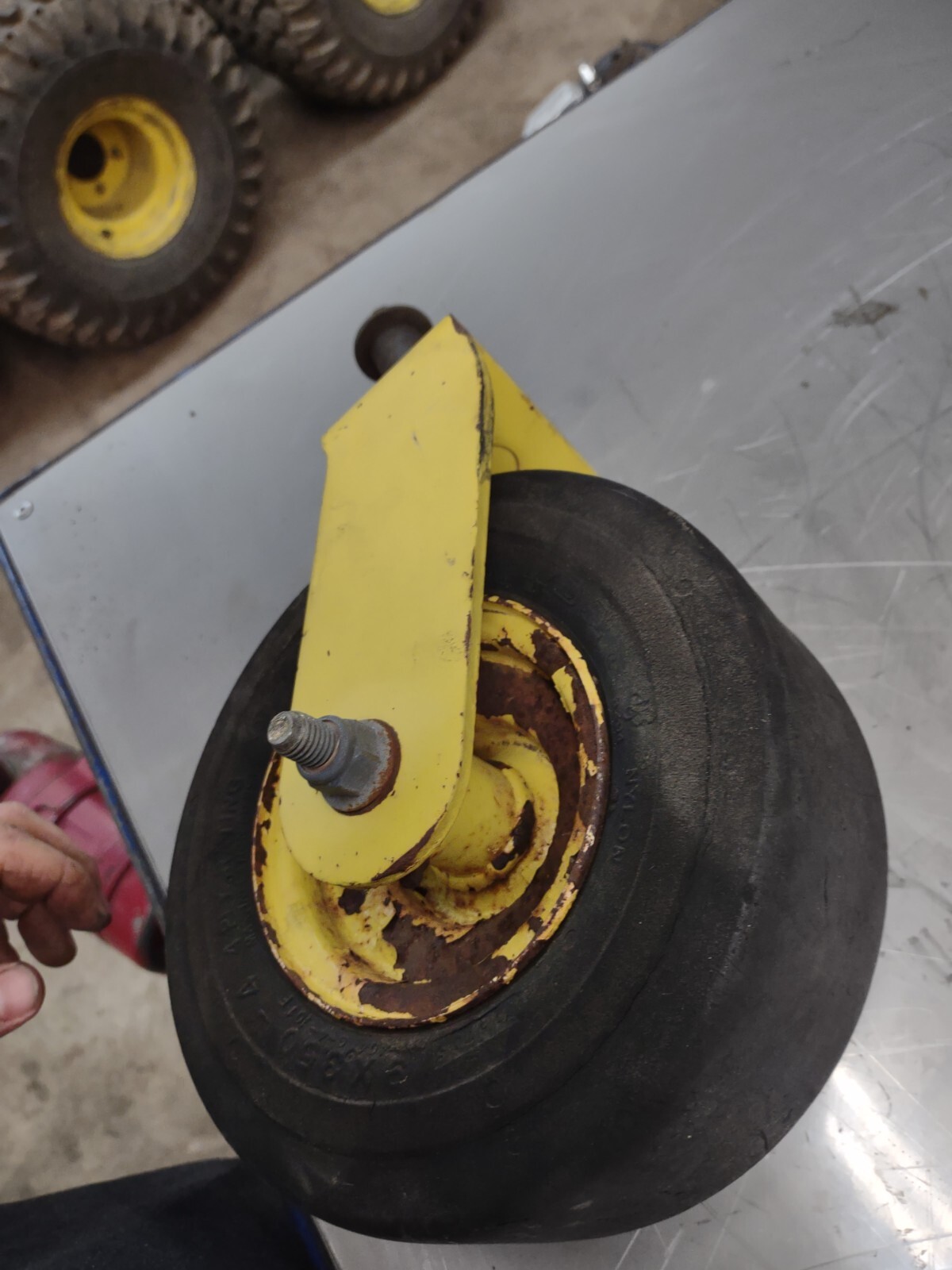 John Deere F710 F725 Front Deck Caster Fork and Wheel Tire | eBay