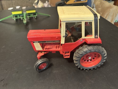 Vintage Ertl 1/16 Scale International 1586 Tractor | eBay